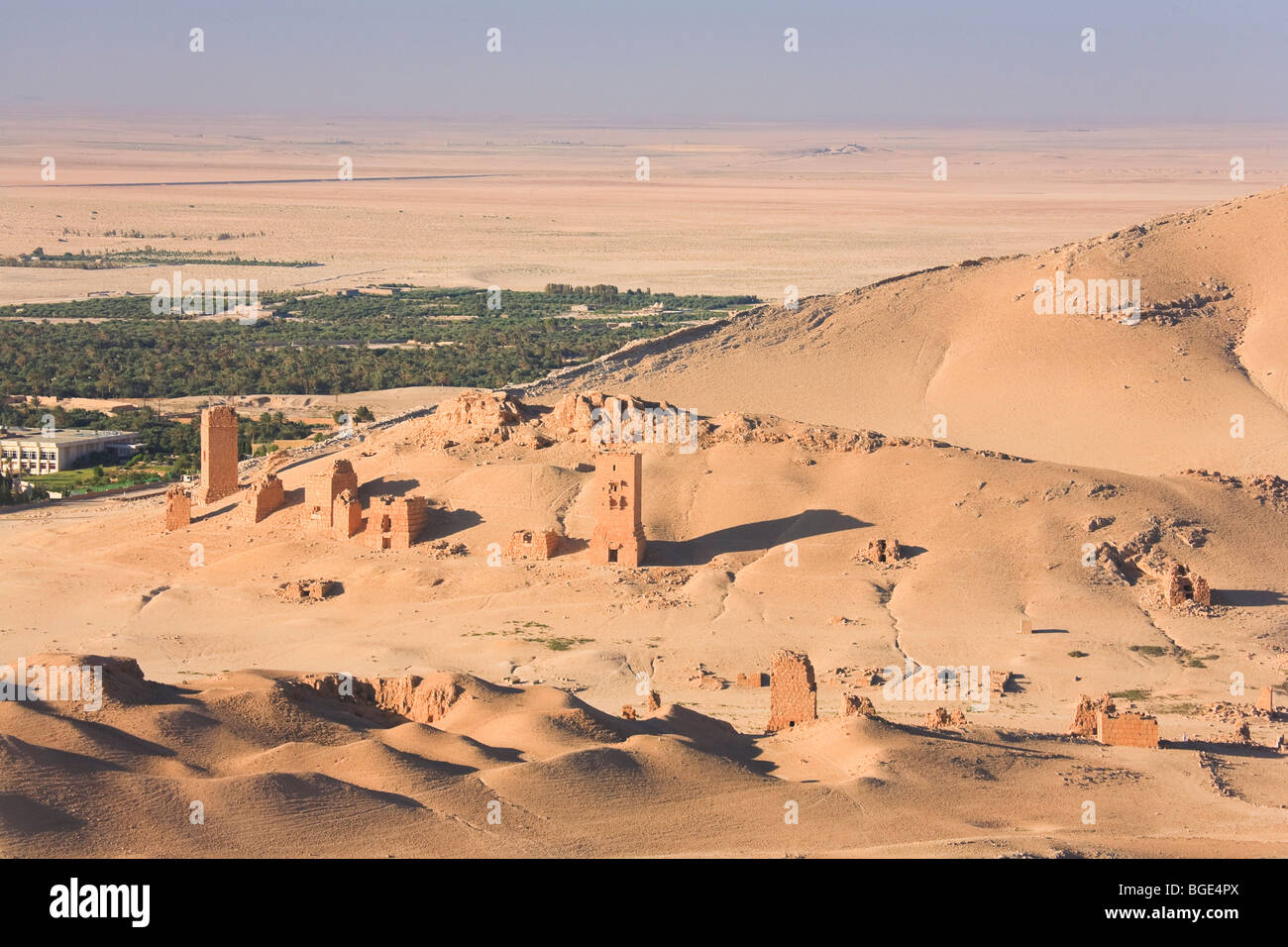 Damascus aerial view syria -Fotos und -Bildmaterial in hoher Auflösung ...