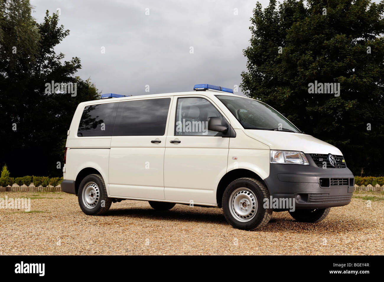 2009 VW Volkswagen Transporter Polizei van Vorderansicht ...