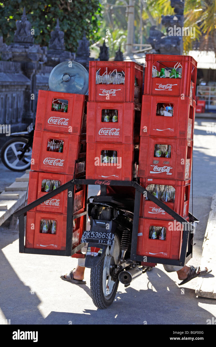 Coca cola auf sand -Fotos und -Bildmaterial in hoher Auflösung – Alamy