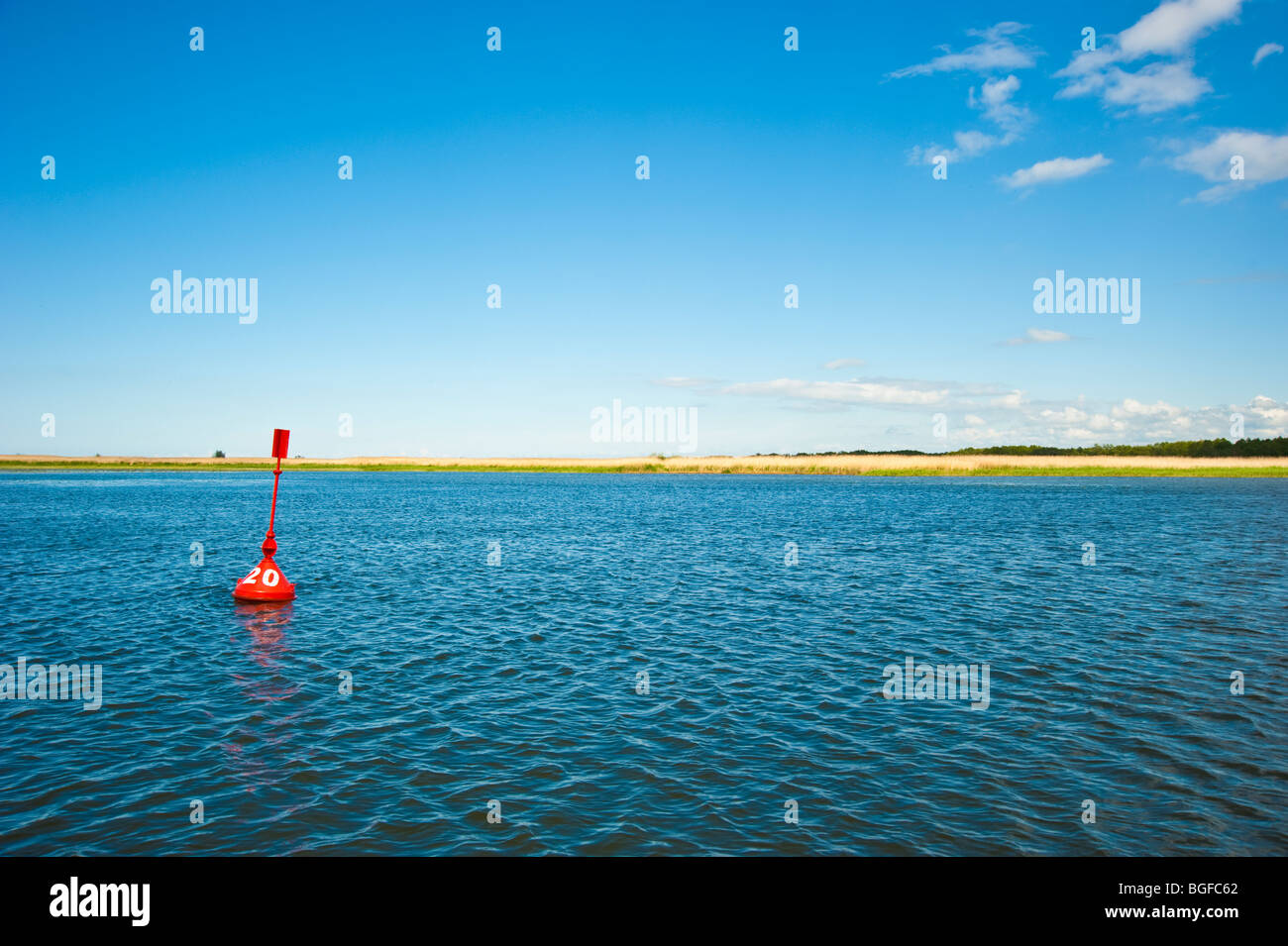 Roten Signalboje an Frische Haff Zalew Wiślany, Frisches Haff, Polen ...