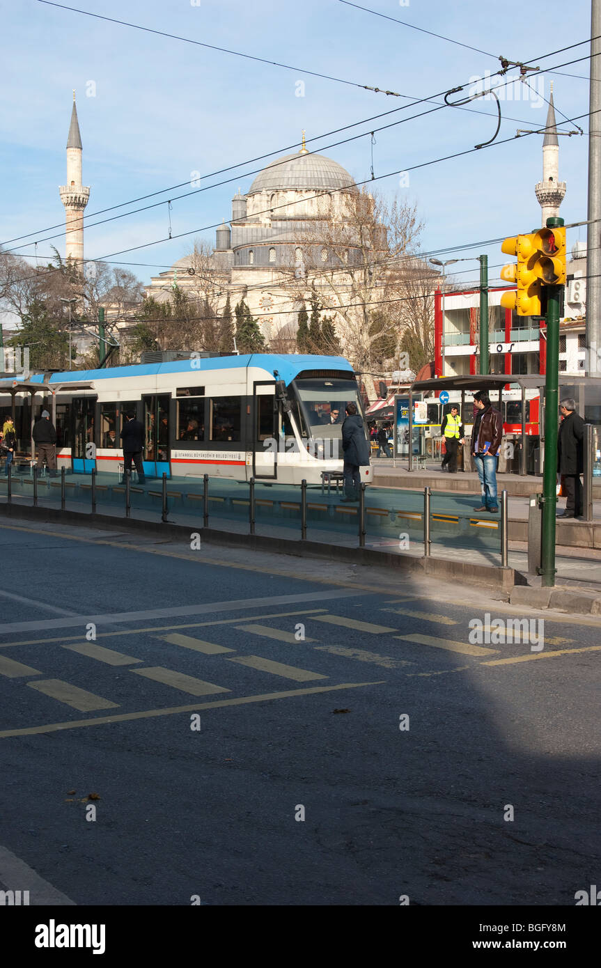 Beyazit moschee istanbul -Fotos und -Bildmaterial in hoher Auflösung – Alamy