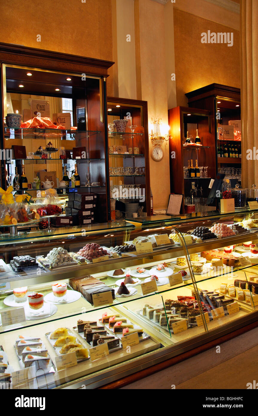 Torten kuchen wien -Fotos und -Bildmaterial in hoher Auflösung – Alamy