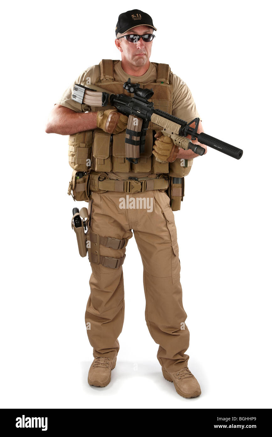 Gewehre gewehre waffen uniform soldat Ausgeschnittene Stockfotos und ...