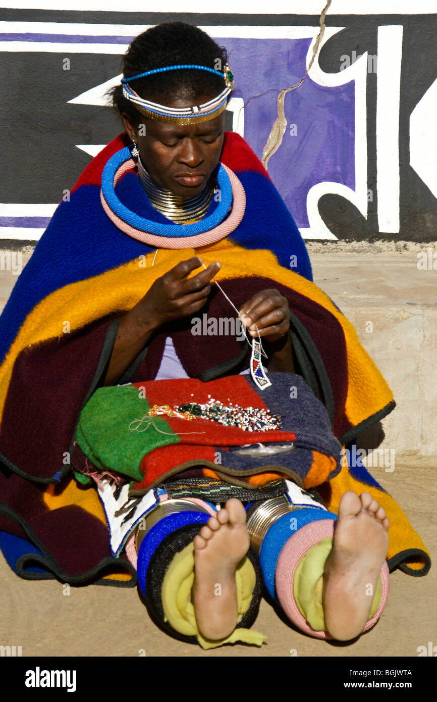 Ndebele Woman Botshabelo South Africa Stockfotos und -bilder Kaufen - Alamy