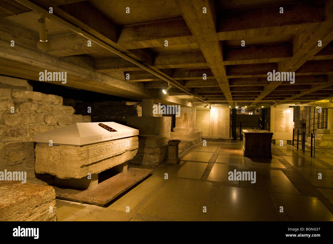 Die Krypta Stockfotos und -bilder Kaufen - Alamy