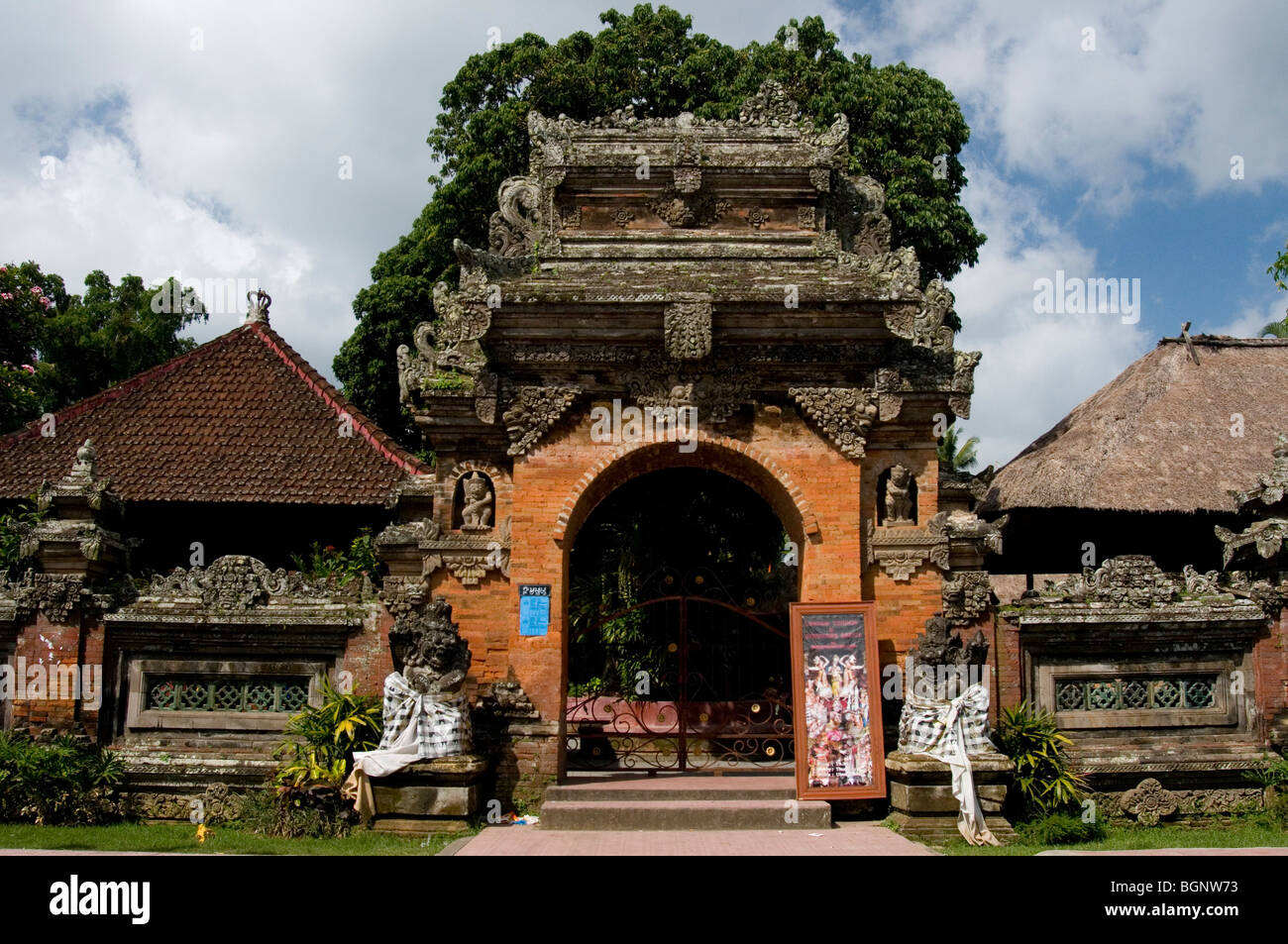 Ubud Palast, Ubud, Bali, Indonesien Stockfotografie - Alamy