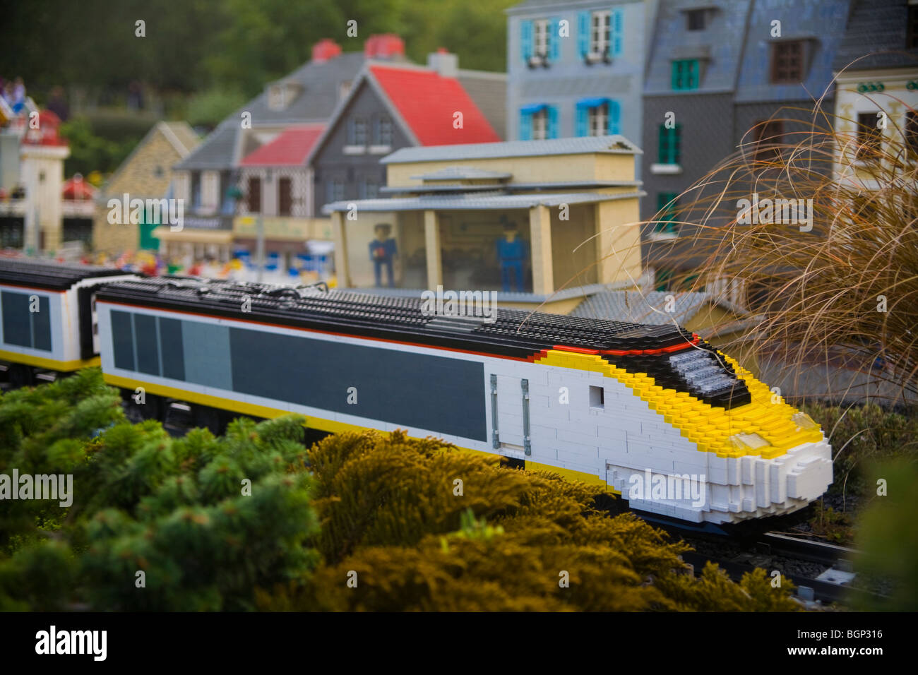 LEGO Eurostar-Zug im Legoland Windsor Stockfotografie - Alamy