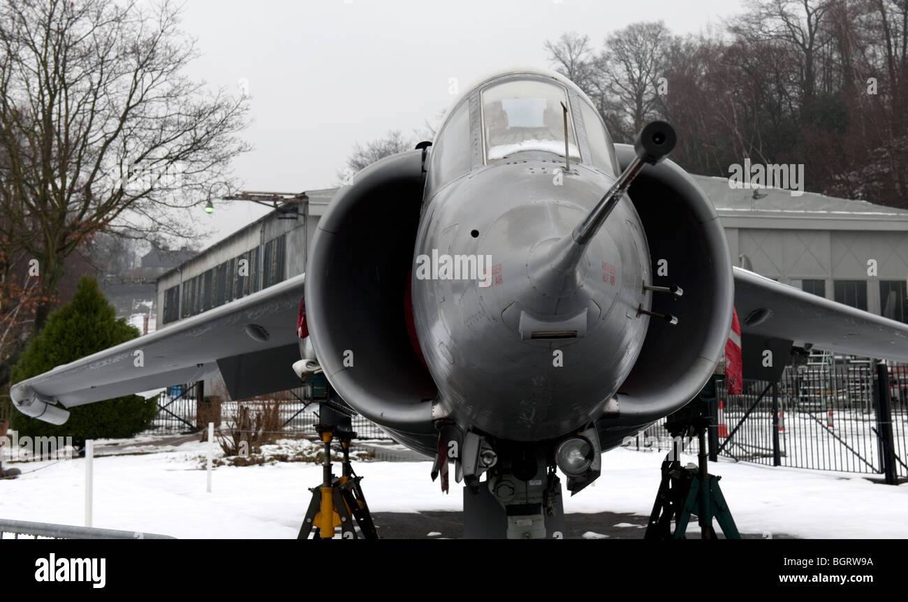 Vertical take off and landing -Fotos und -Bildmaterial in hoher ...