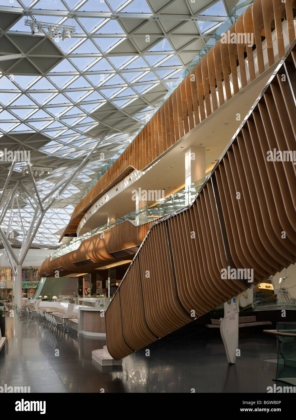 Westfield London Shopping-Mall-Food-Court Essen Galerie mit Atrium Dach ...