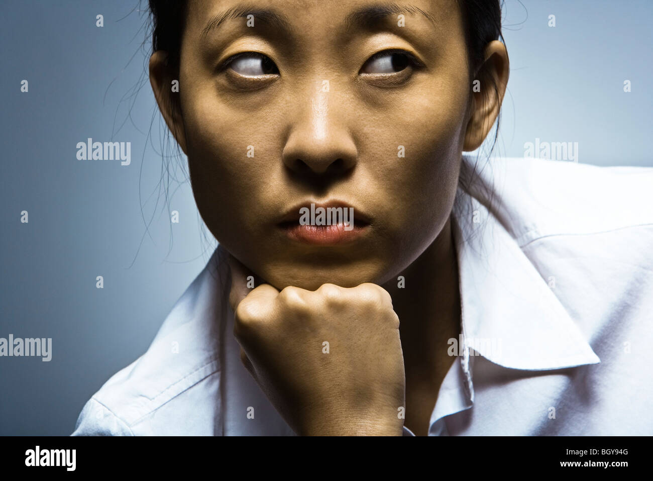 Körper frau seitlich -Fotos und -Bildmaterial in hoher Auflösung – Alamy