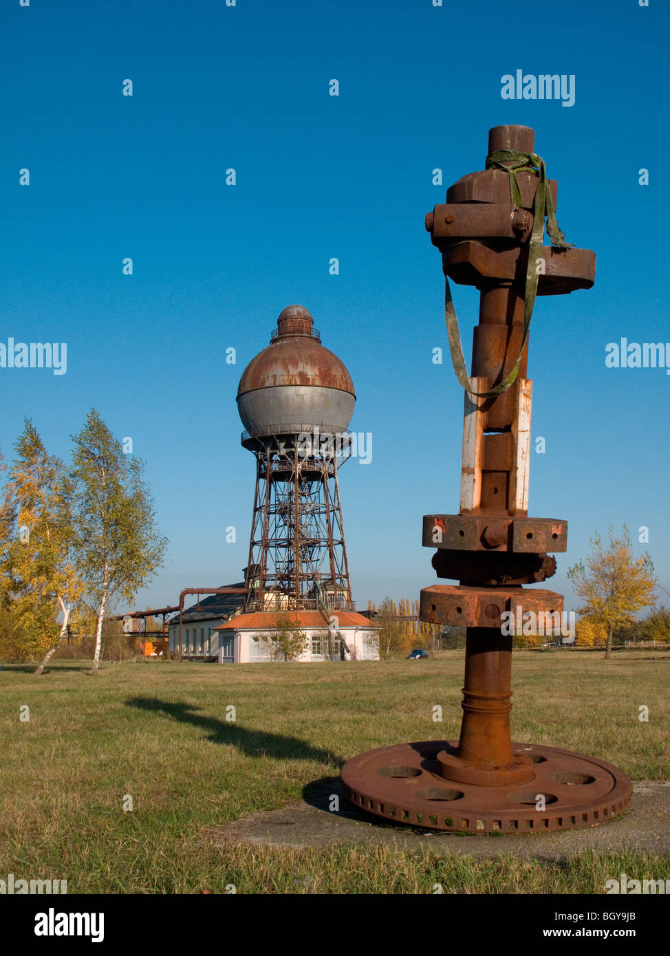Ball wasserturm -Fotos und -Bildmaterial in hoher Auflösung – Alamy