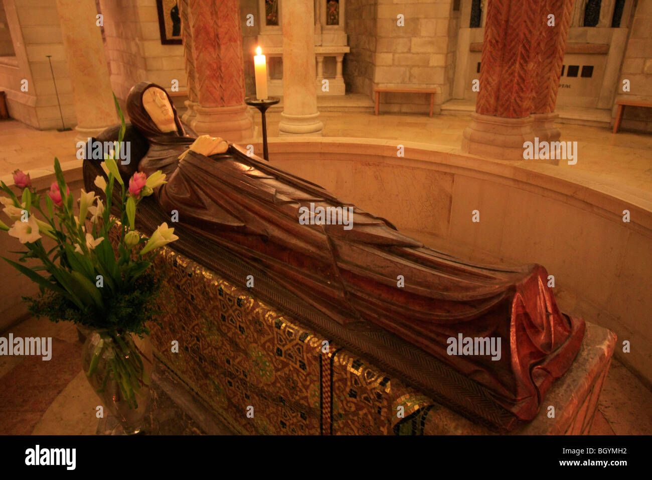 Israel, Jerusalem, die Statue der Maria in ewigen Schlaf zu Mariä ...
