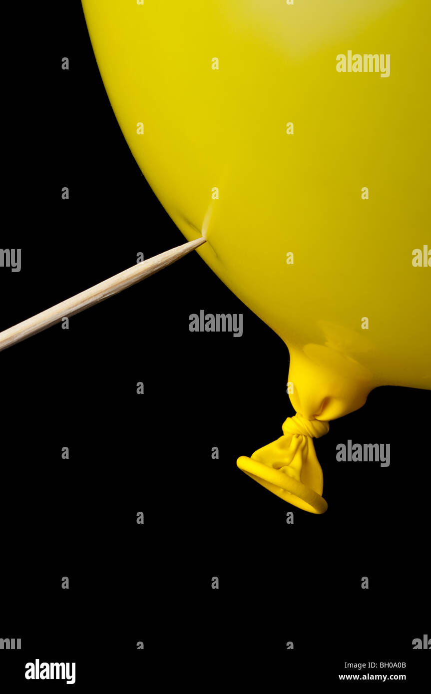Gelber ballon -Fotos und -Bildmaterial in hoher Auflösung – Alamy