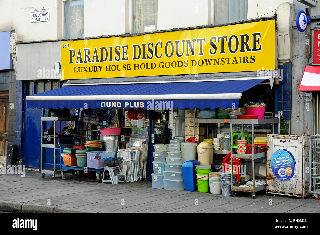 Discount store -Fotos und -Bildmaterial in hoher Auflösung – Alamy