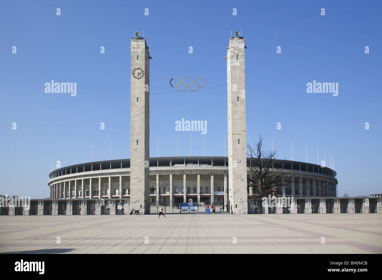 Berliner Olympiastadion Olympia Stadion Olympiastadion Stockfotografie ...