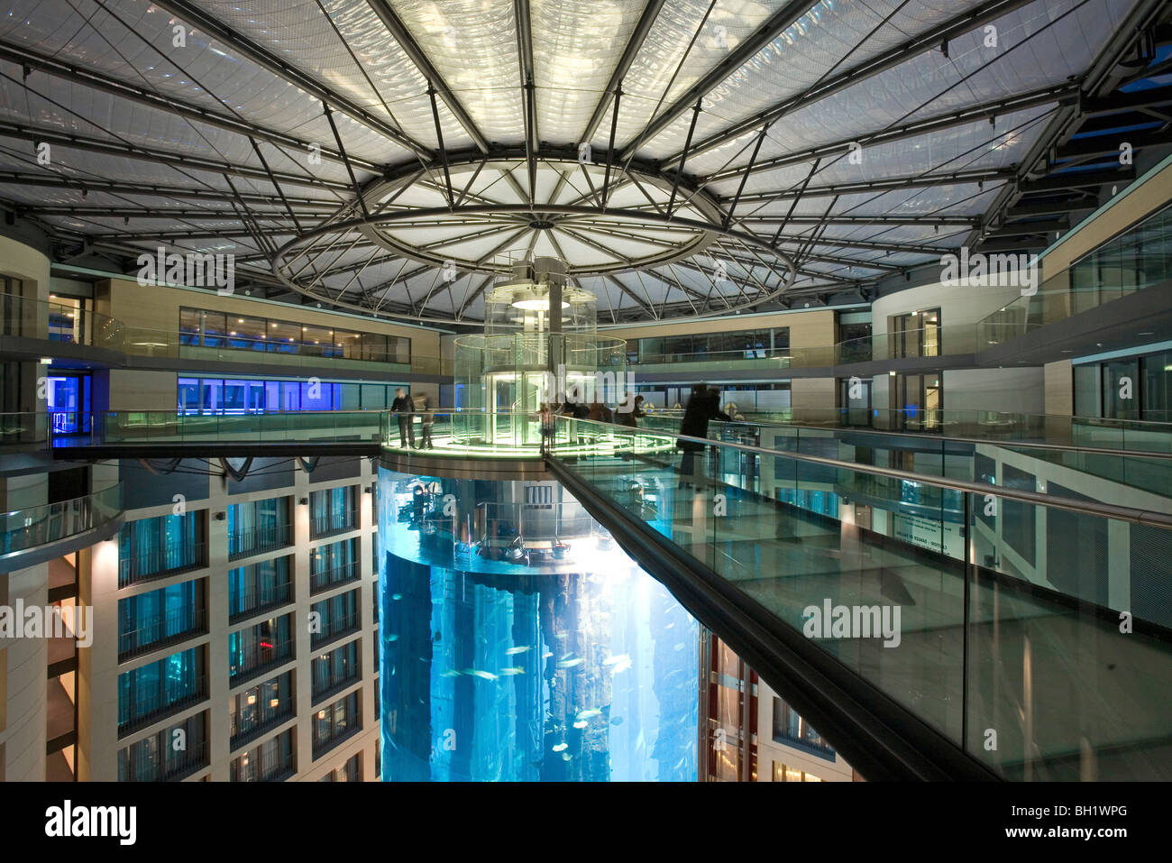 Das 5 Sterne Radisson SAS Hotel verfügt über die weltweit größten ...