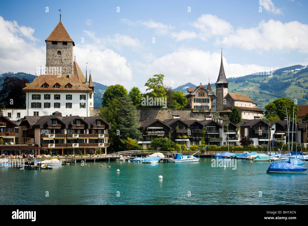 Schloß spiez -Fotos und -Bildmaterial in hoher Auflösung - Seite 2 - Alamy