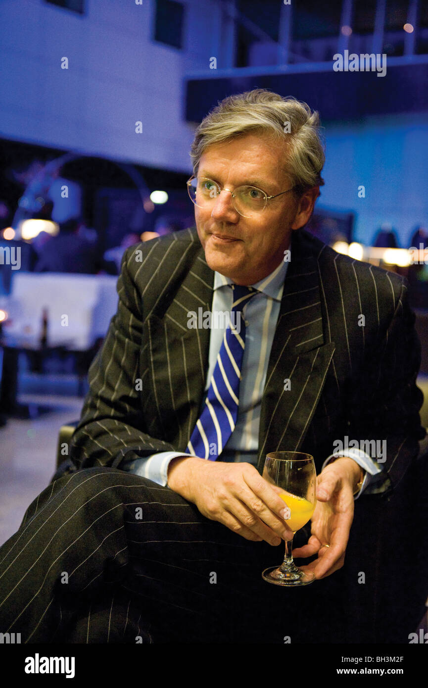 Victor R Muller, CEO Spyker Cars, im Interview Stockfotografie - Alamy