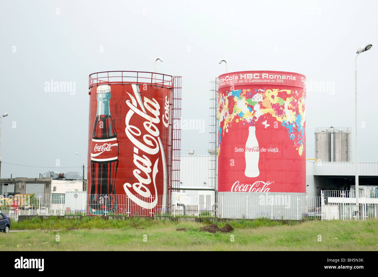 Coca cola fabrik -Fotos und -Bildmaterial in hoher Auflösung – Alamy