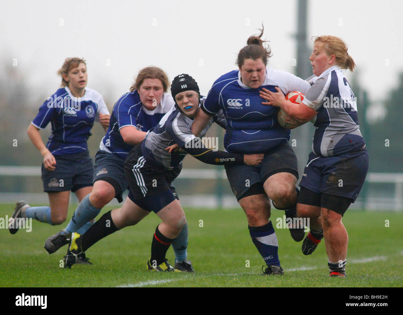 Der rugbysport der frauen -Fotos und -Bildmaterial in hoher Auflösung ...