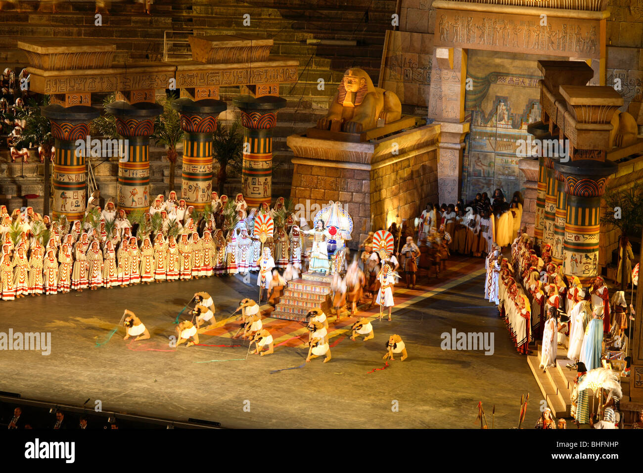 Aida von Giuseppe Verdi, Performance in der Arena von Verona, Italien ...