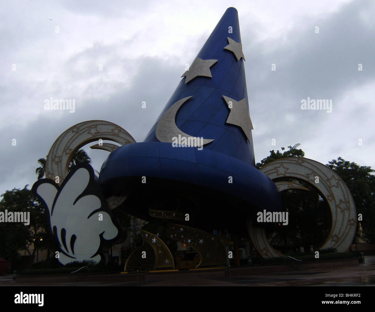 Micky maus hut -Fotos und -Bildmaterial in hoher Auflösung – Alamy