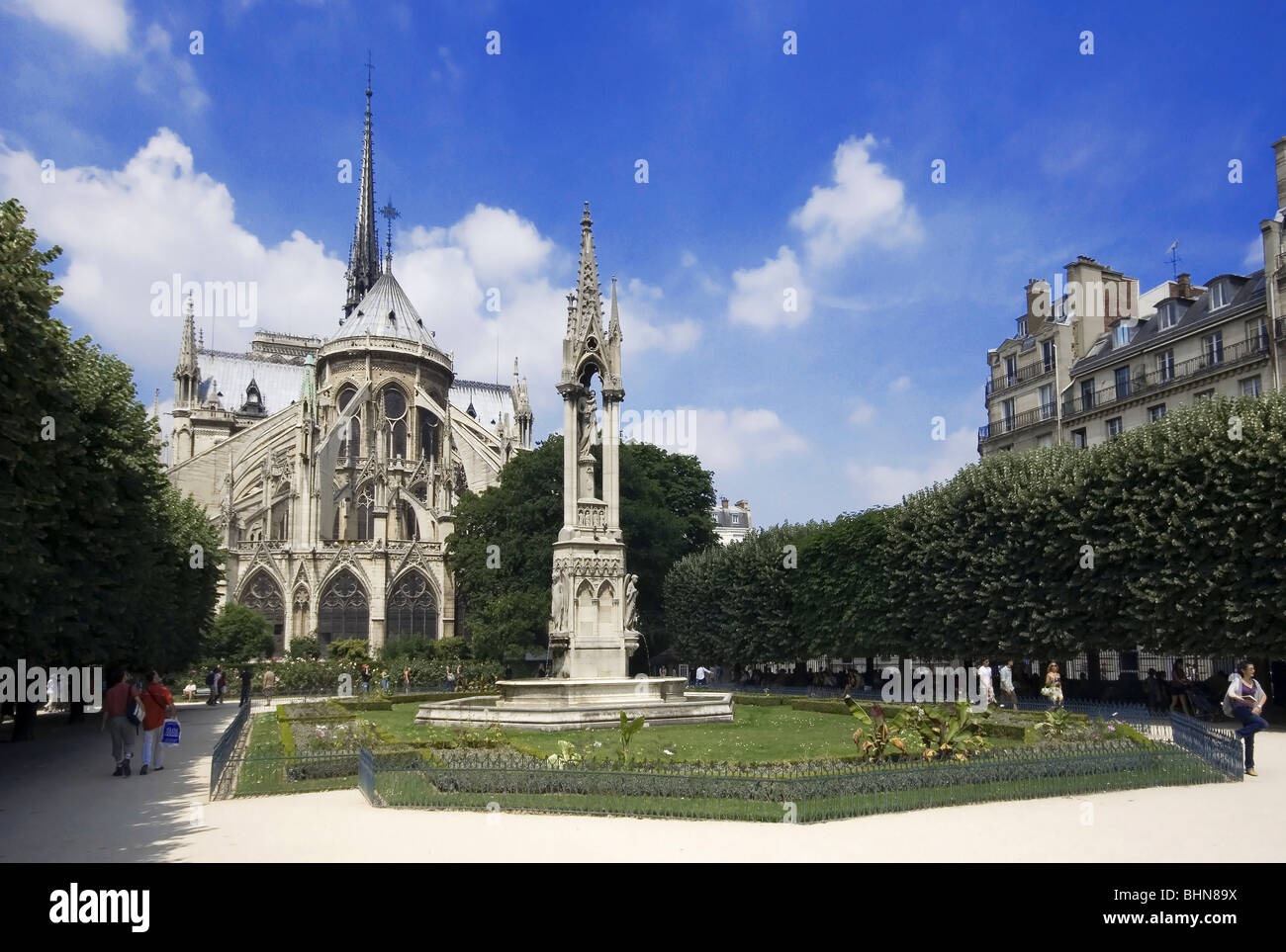 Notre dame de paris 1163 notre -Fotos und -Bildmaterial in hoher ...