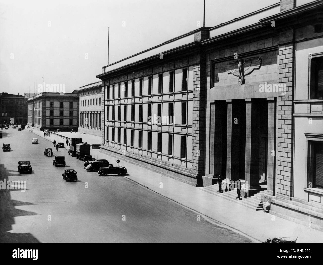 Reichskanzler nazi deutschland -Fotos und -Bildmaterial in hoher ...