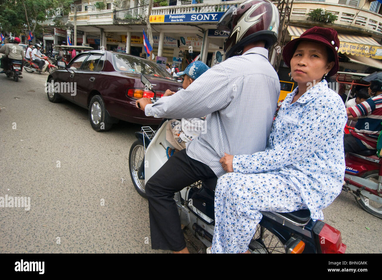 Motorrad beifahrer -Fotos und -Bildmaterial in hoher Auflösung – Alamy
