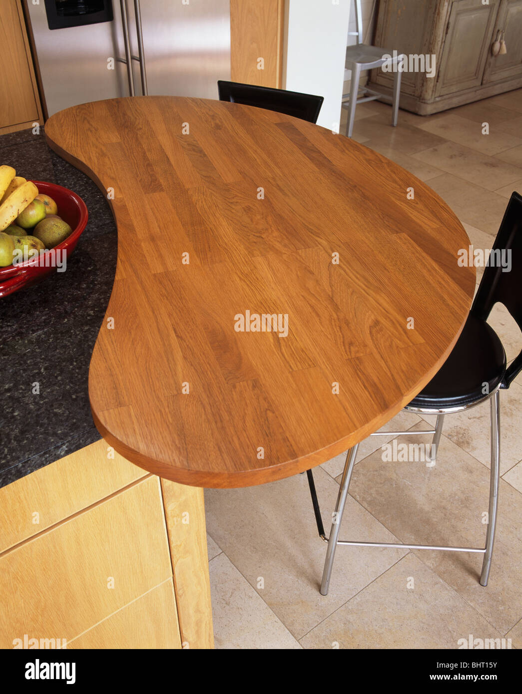 Curved bar -Fotos und -Bildmaterial in hoher Auflösung – Alamy