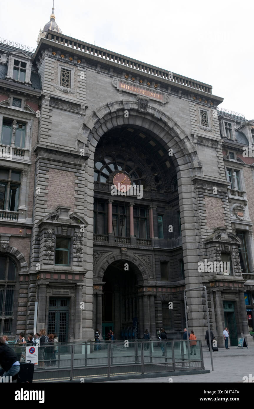 Hauptbahnhof antwerpen -Fotos und -Bildmaterial in hoher Auflösung – Alamy