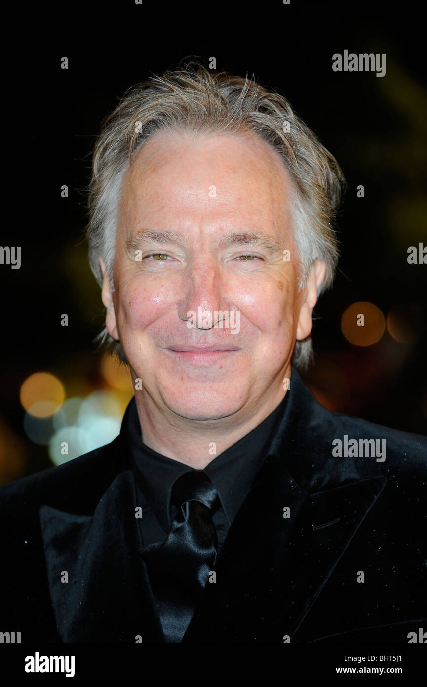 Alan rickman alice in wonderland -Fotos und -Bildmaterial in hoher ...