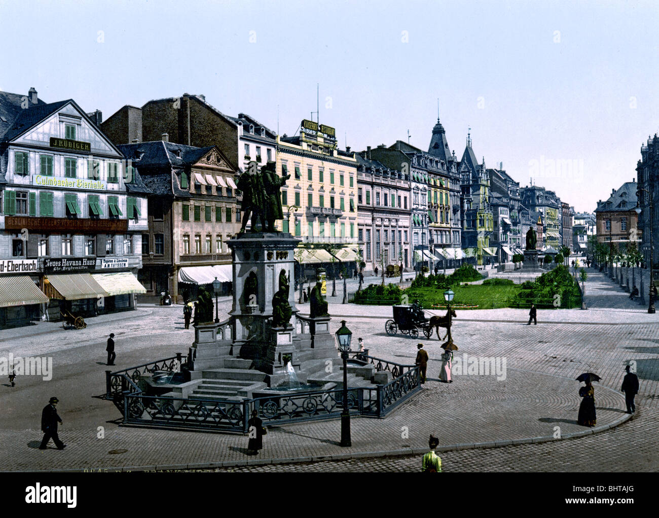Goetheplatz Mit Gutenberg - Und Goethe - Denkmal Frankfurt Am Main ...