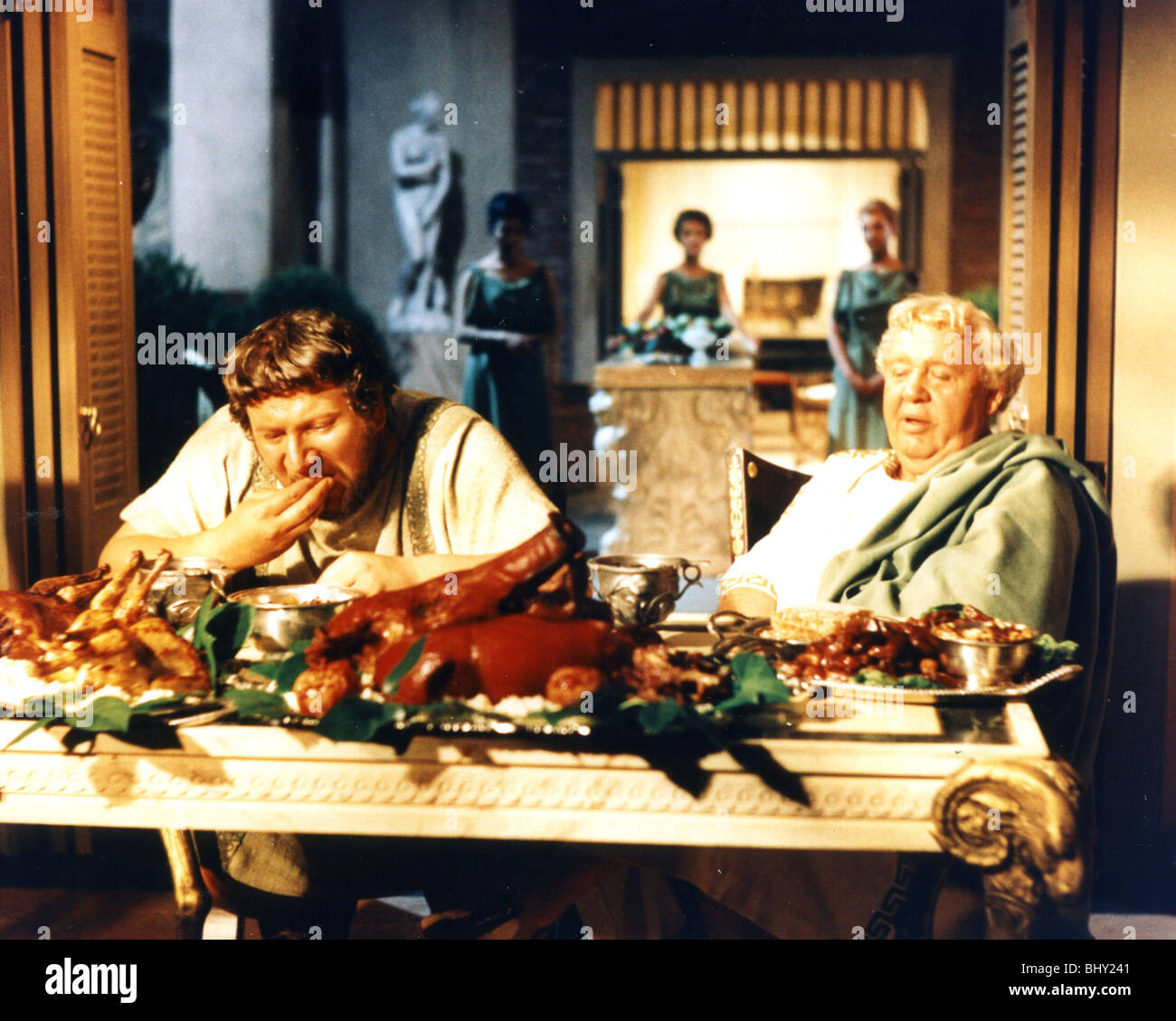 SPARTACUS - 1960 U-ich Filme mit Peter Ustinov auf der linken Seite und ...