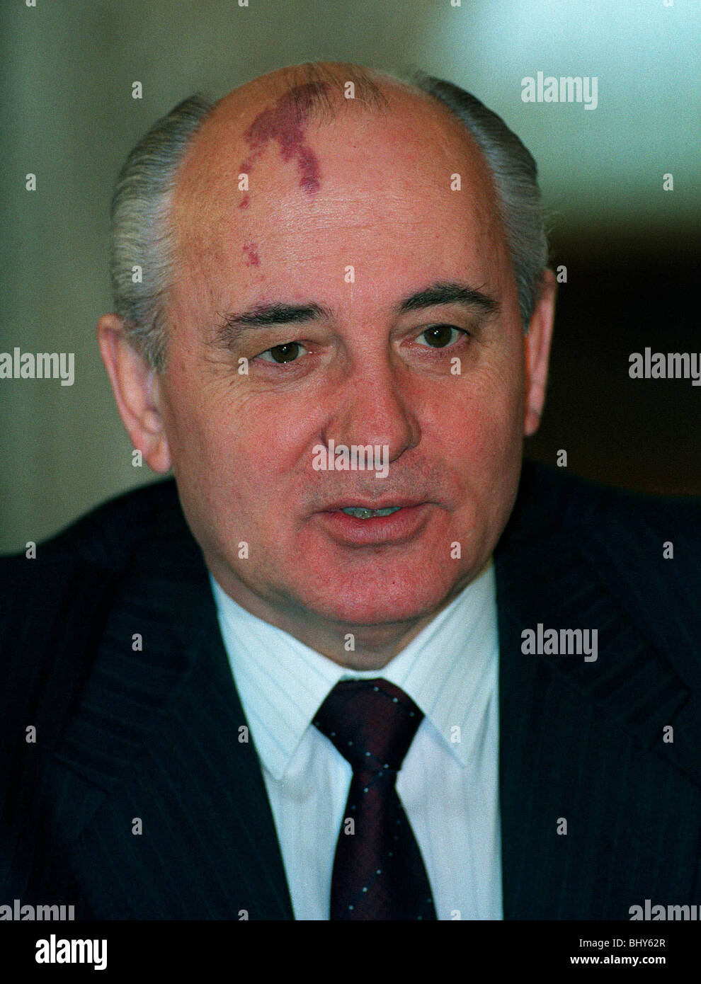 Gorbatschow portrait -Fotos und -Bildmaterial in hoher Auflösung – Alamy