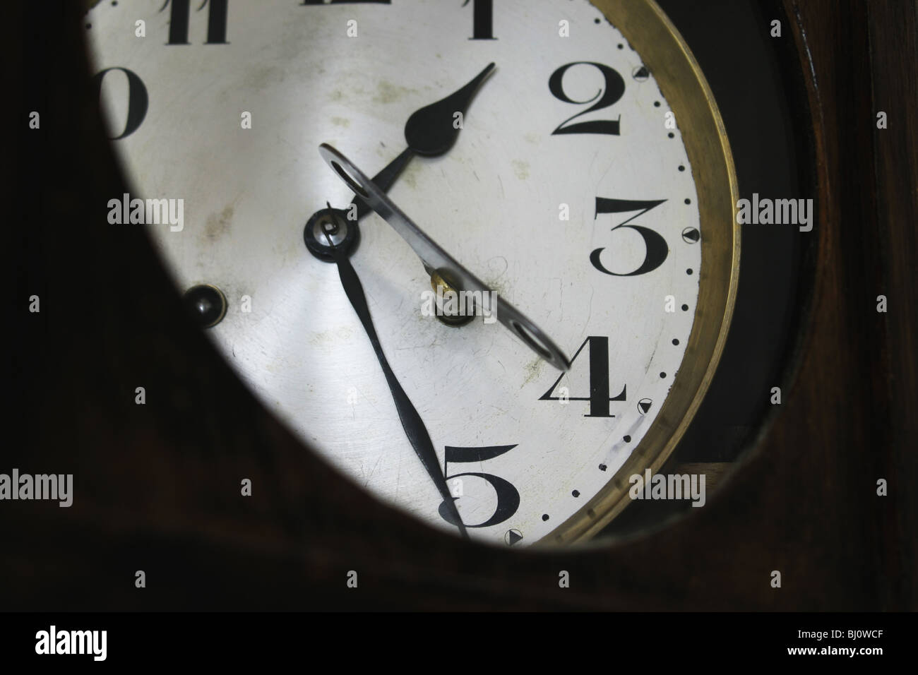 Pendel uhr -Fotos und -Bildmaterial in hoher Auflösung – Alamy