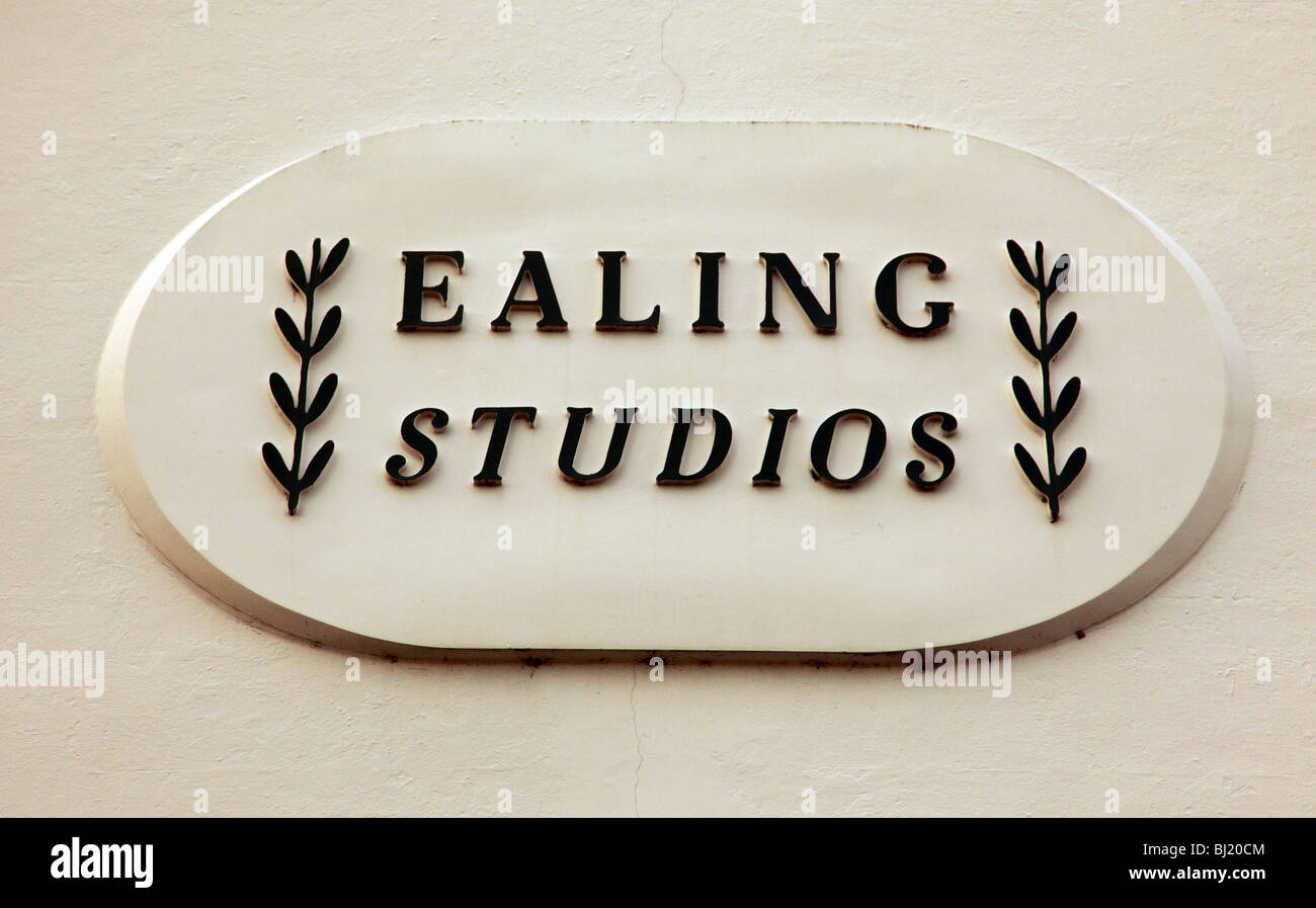 Bbc studios logo -Fotos und -Bildmaterial in hoher Auflösung – Alamy