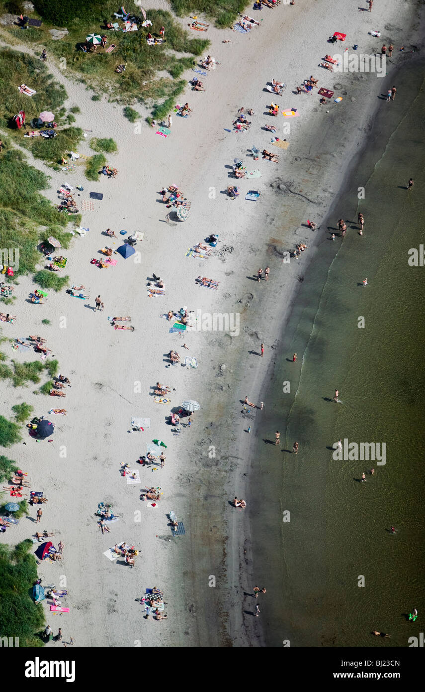 Menschen am Strand Stockfotografie - Alamy
