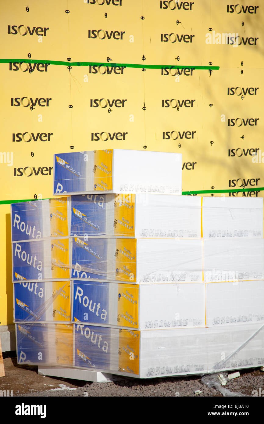 Stapel von Polystyrol Boden Frost Isolierung Platten und die Wand mit ...