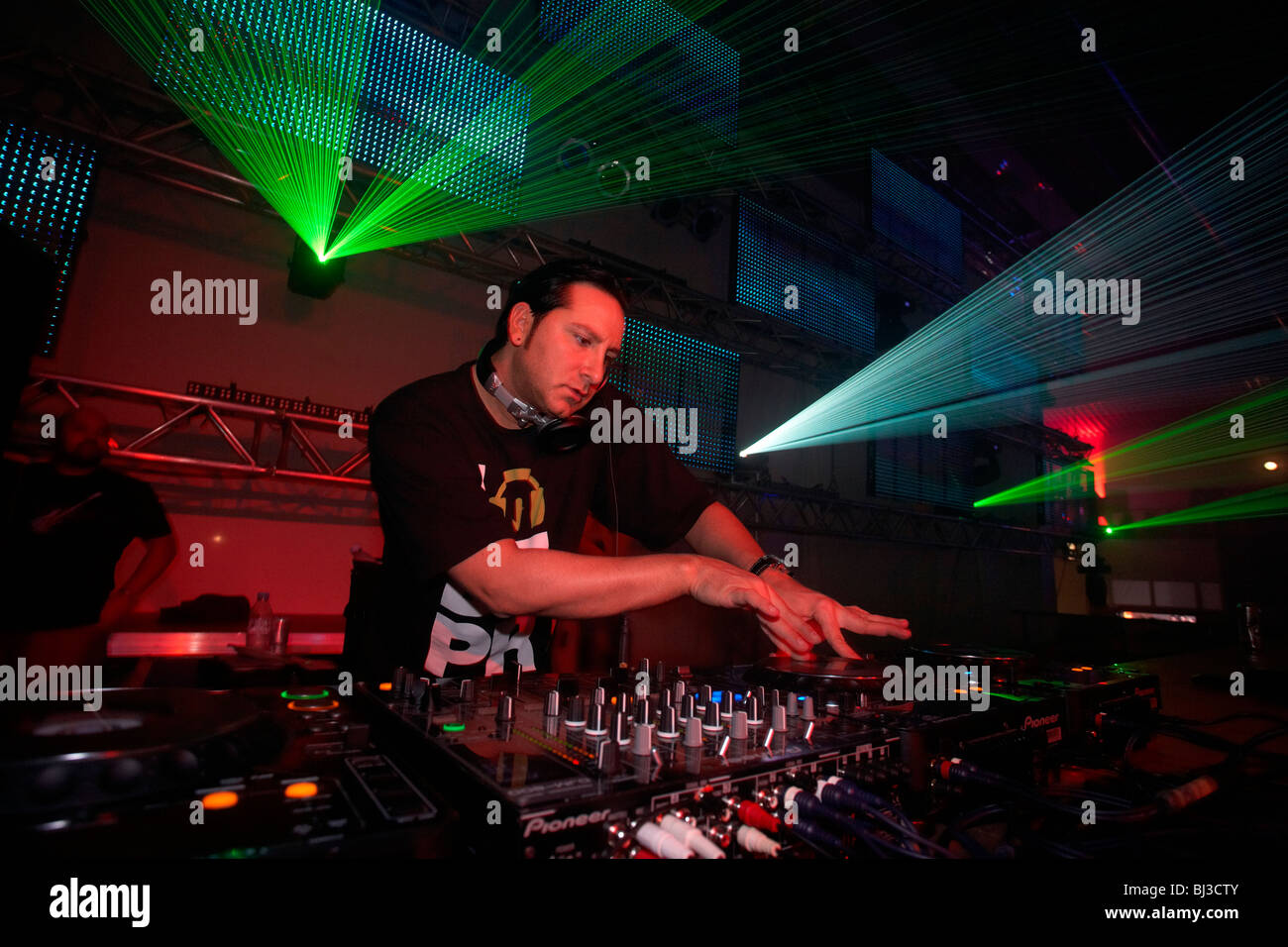 DJ Bad Boy Bill, Winter World 2010, Techno-Festival in Sport Halle ...