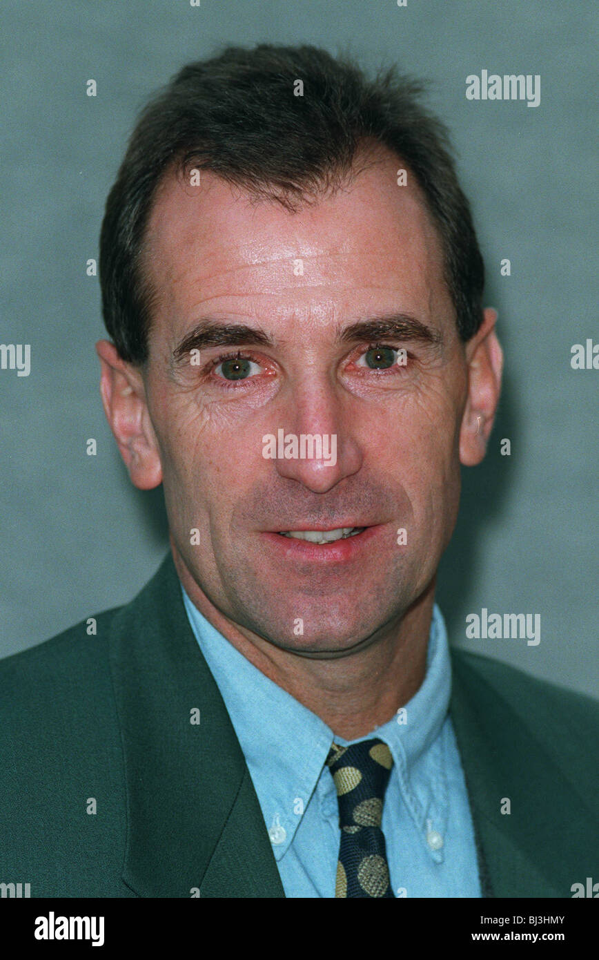 Alan simpson mp -Fotos und -Bildmaterial in hoher Auflösung – Alamy