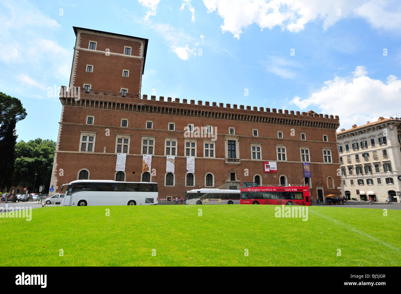 Palazzo venezia -Fotos und -Bildmaterial in hoher Auflösung – Alamy
