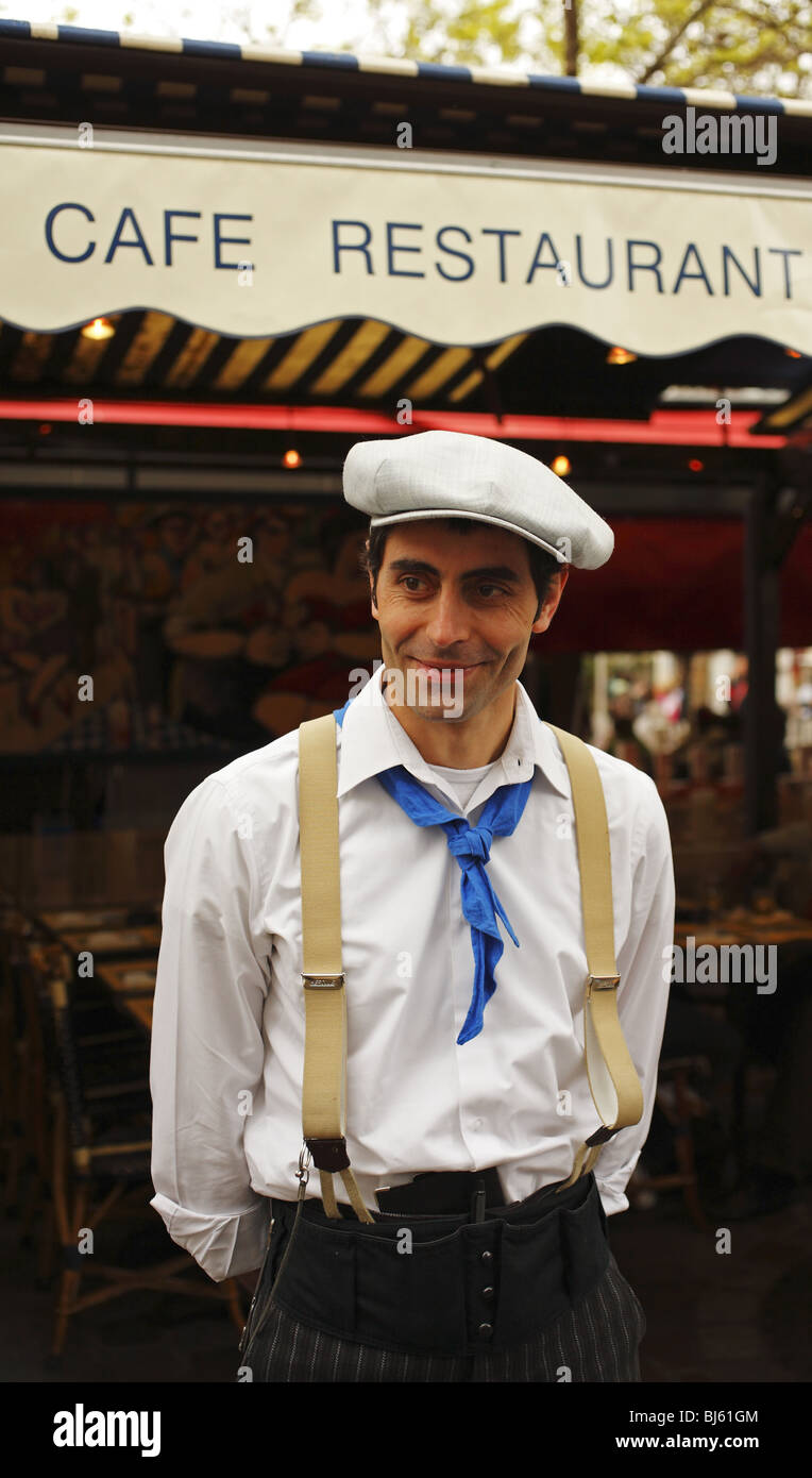 Traditioneller pariser café kellner -Fotos und -Bildmaterial in hoher ...