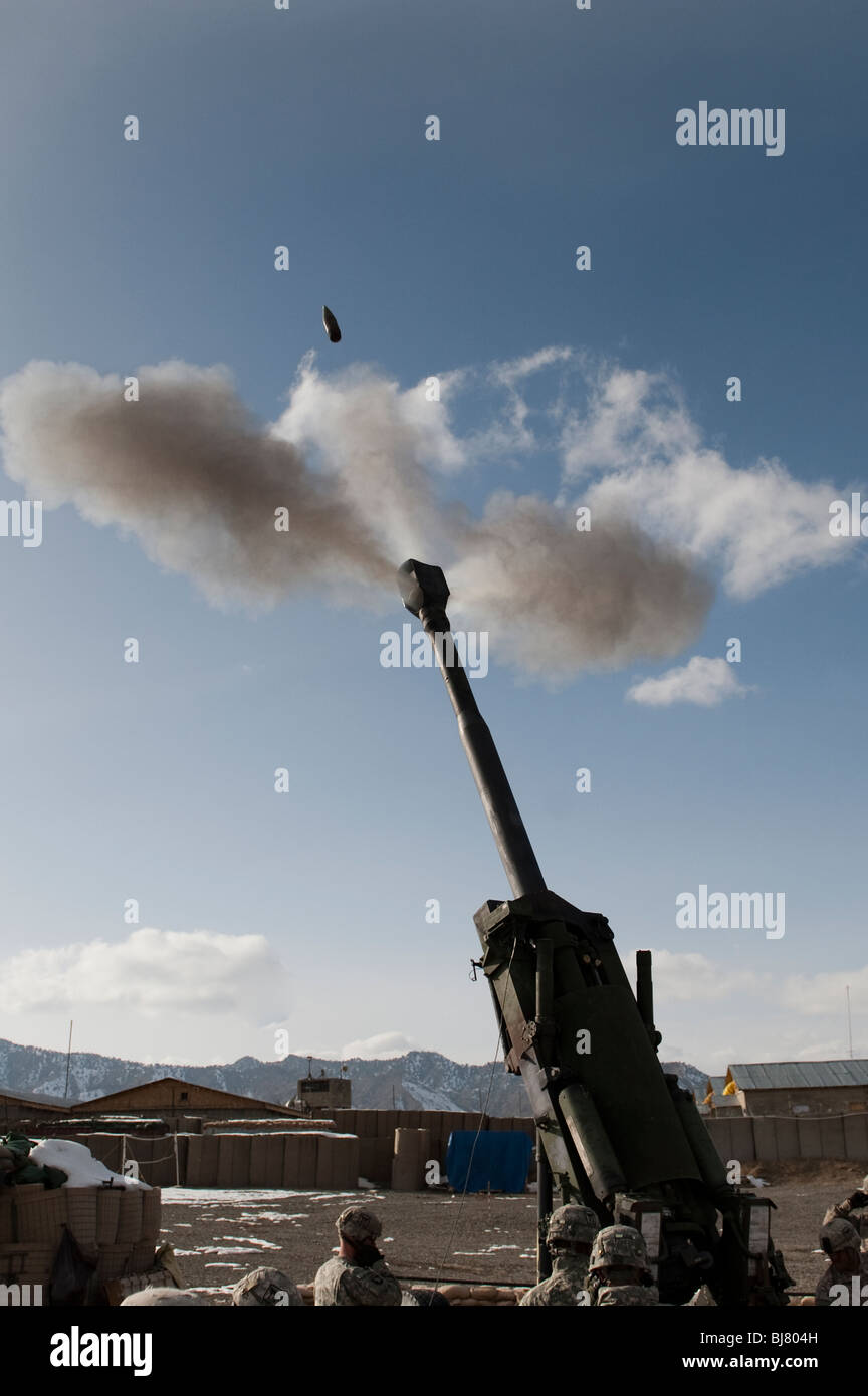 M198 haubitze -Fotos und -Bildmaterial in hoher Auflösung – Alamy