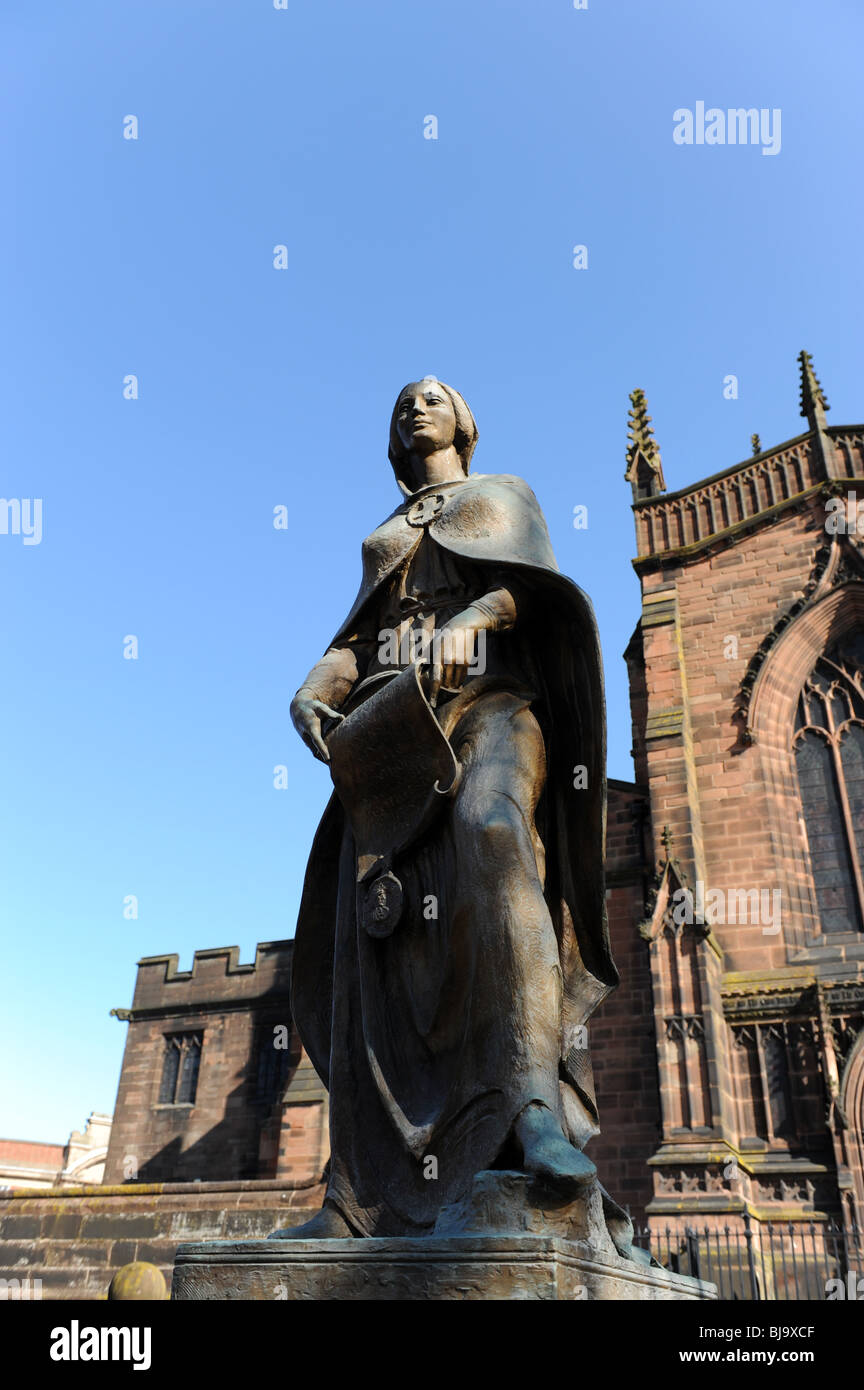 Statue der dame wulfruna -Fotos und -Bildmaterial in hoher Auflösung ...