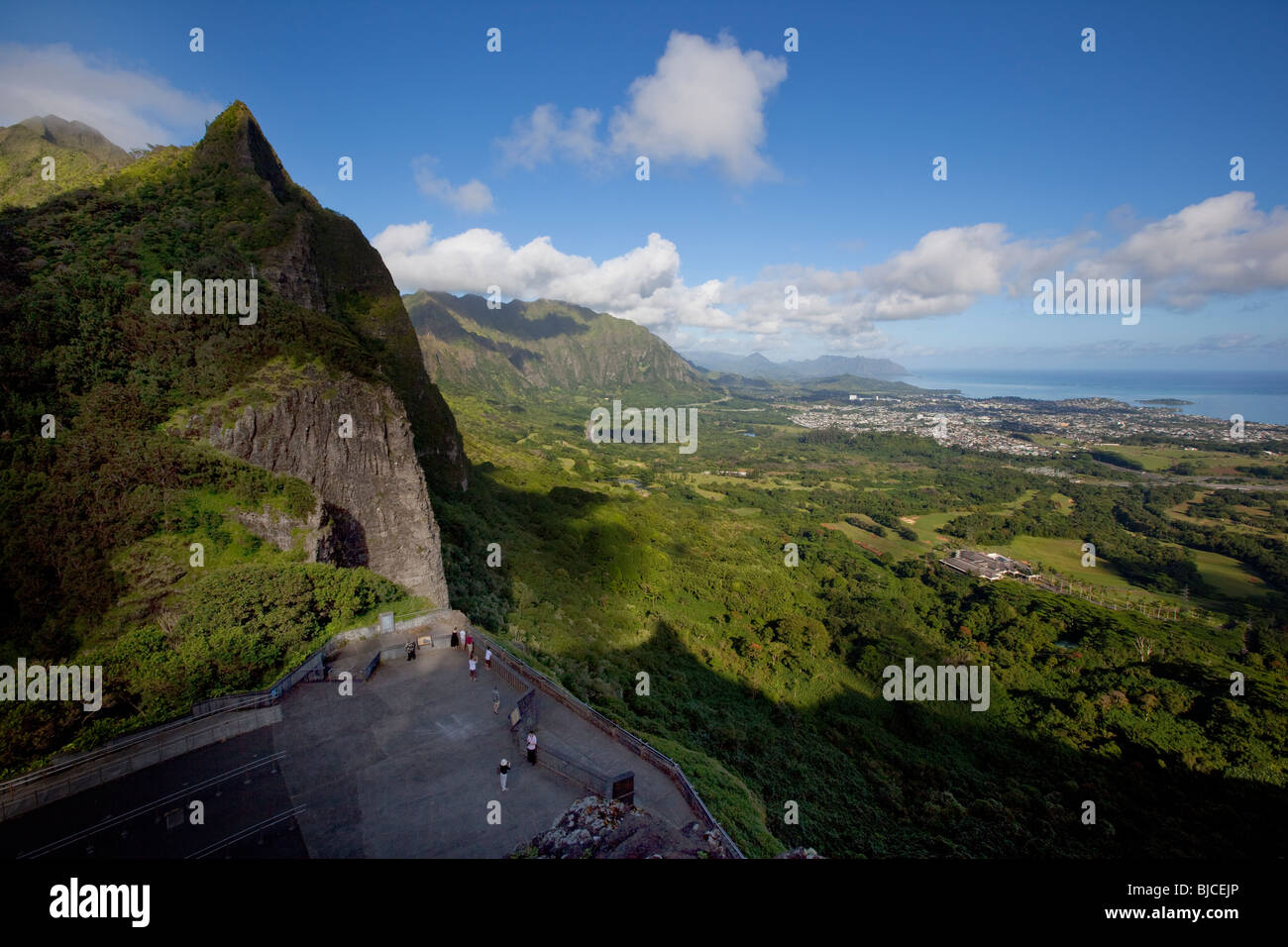 Nuuanu Pali Lookout, Windward Oahu, Hawaii Stockfotografie - Alamy