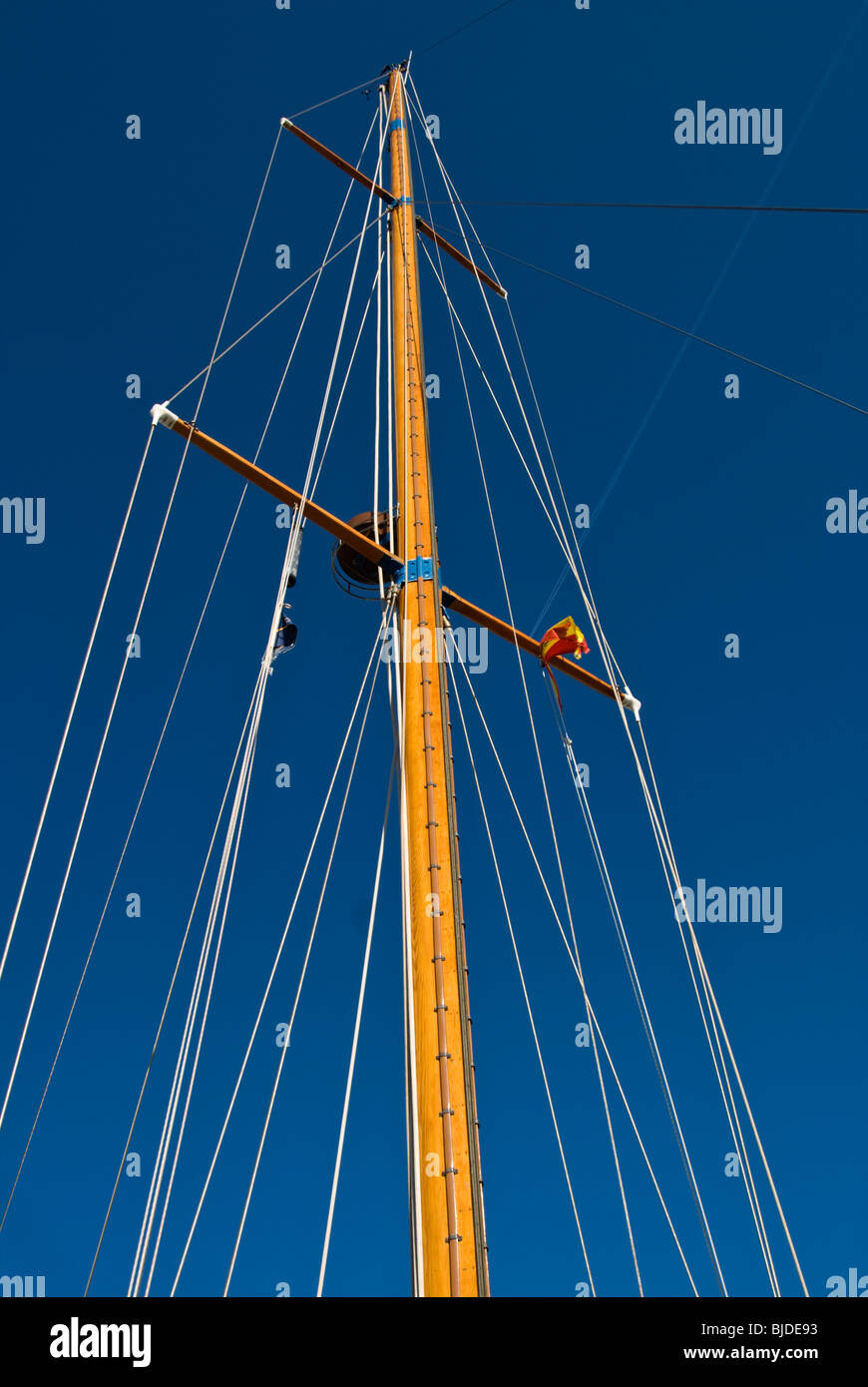 Boot und mast -Fotos und -Bildmaterial in hoher Auflösung – Alamy