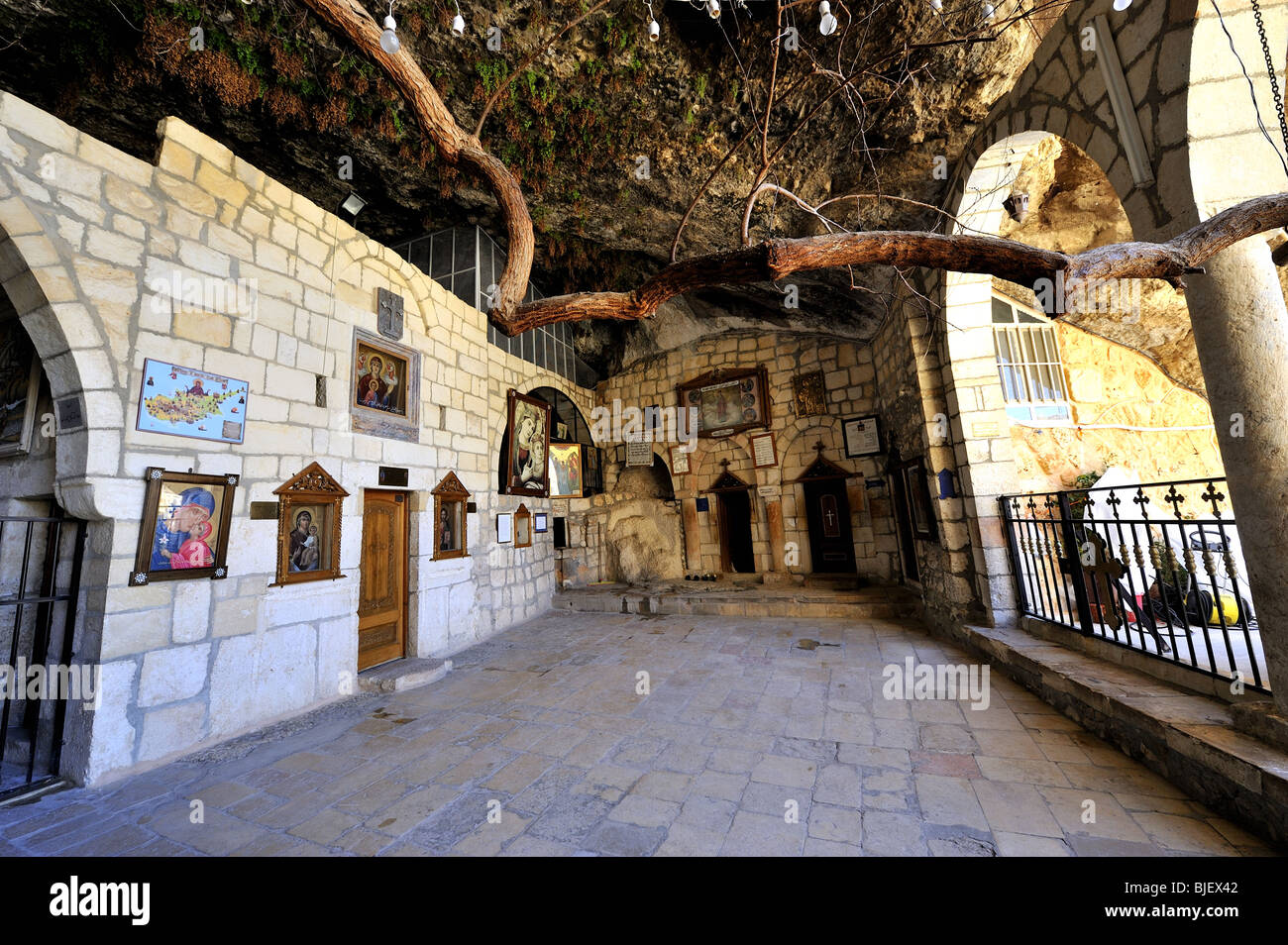 Taqla oder St Thecla Kloster und die Höhle im Dorf von Malula oder ...