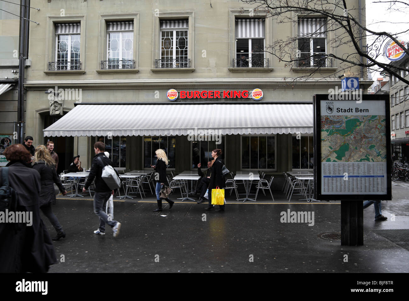 Burger King in Bern, Schweiz. Charles Lupica Stockfotografie - Alamy