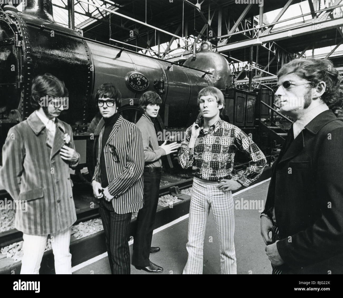 MANFRED MANN - UK-Gruppe im Jahr 1966. Aus l: Tom McGuiness, Manfred ...